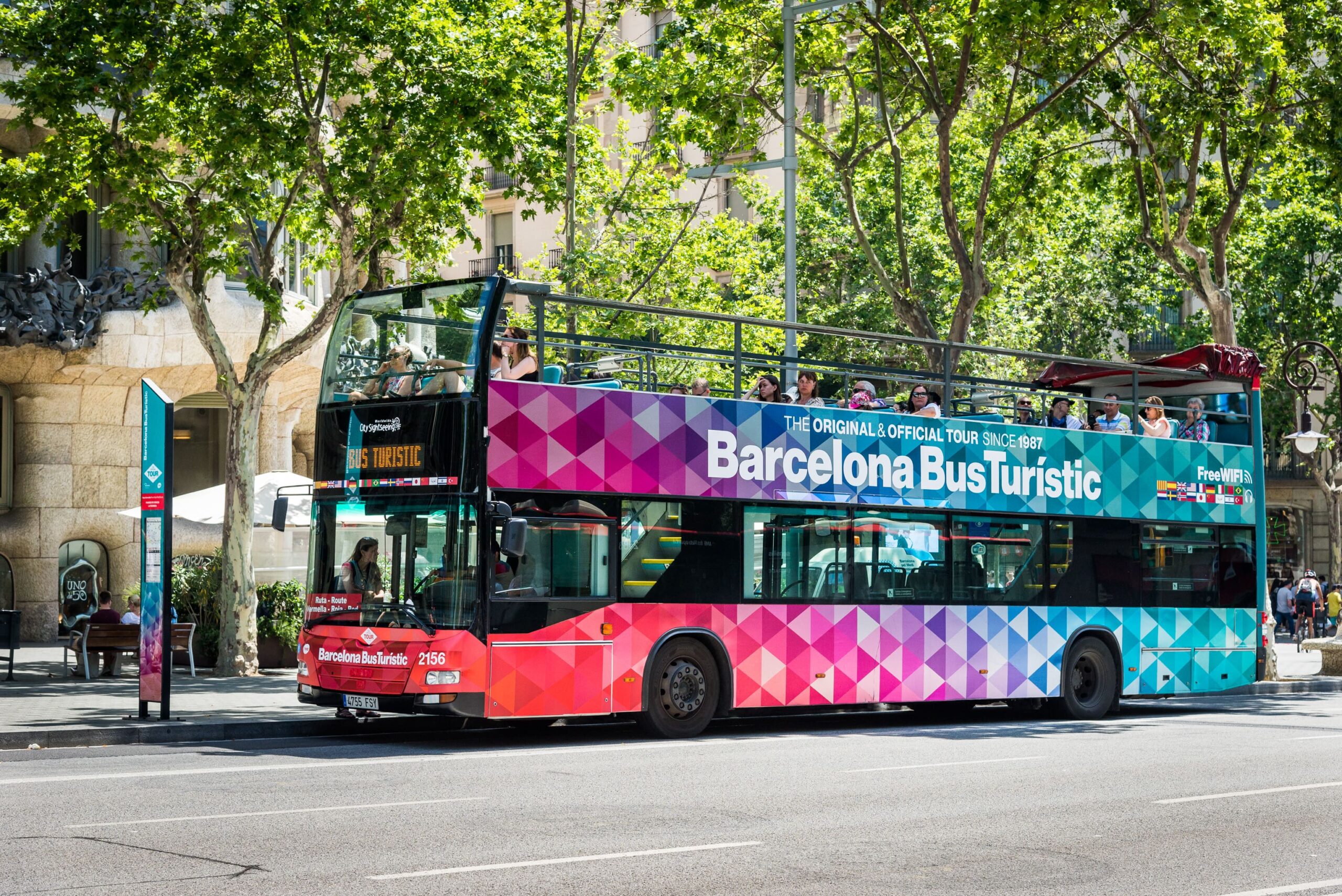 TMB-BUS TURISTICO - Indoorwall